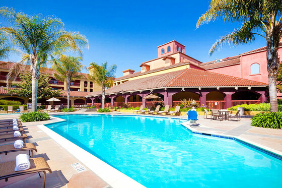 Doubletree by Hilton Sonoma Wine Country Day Pass | ResortPass