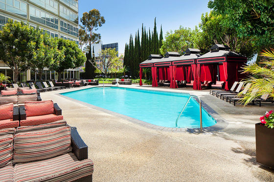 Sheraton Gateway Los Angeles Day Pass | ResortPass