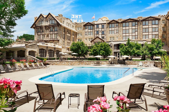 The Elms Hotel and Spa: Pool & Spa Day Pass Kansas City | ResortPass