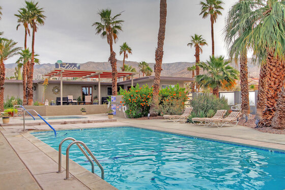 Lido Palms Resort & Spa: Pool & Spa Day Pass Palm Springs | ResortPass