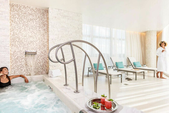 MGM National Harbor: Pool & Spa Day Pass Washington | ResortPass