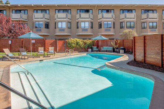 The Lodge at Tiburon: Pool & Spa Day Pass Tiburon | ResortPass