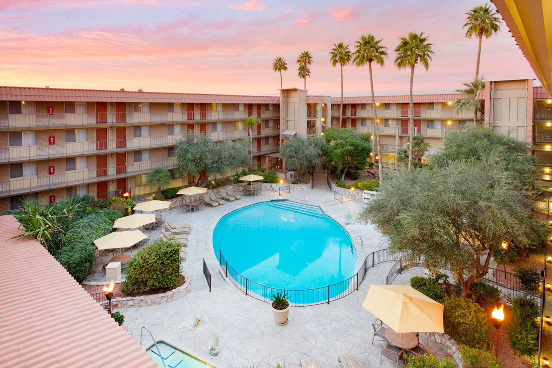 Embassy Suites by Hilton Phoenix Airport Day Pass | ResortPass