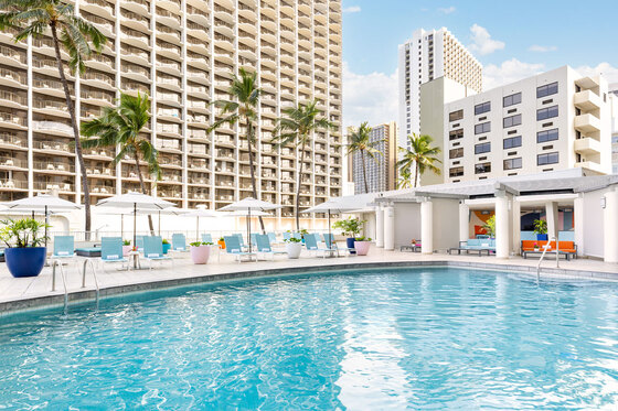 The Twin Fin Hotel: Pool & Spa Day Pass Honolulu | ResortPass