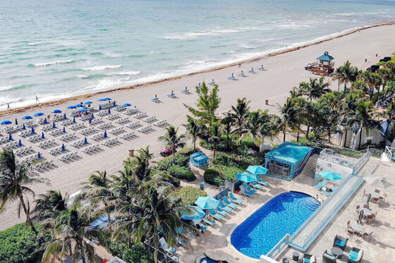 Marenas Beach Resort: Pool & Spa Day Pass Miami | ResortPass