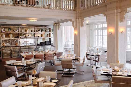 The Georgian Terrace : Pool & Spa Day Pass Atlanta | ResortPass