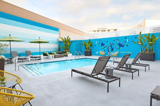 Renaissance Los Angeles Airport Hotel: Pool & Spa Day Pass Los Angeles ...