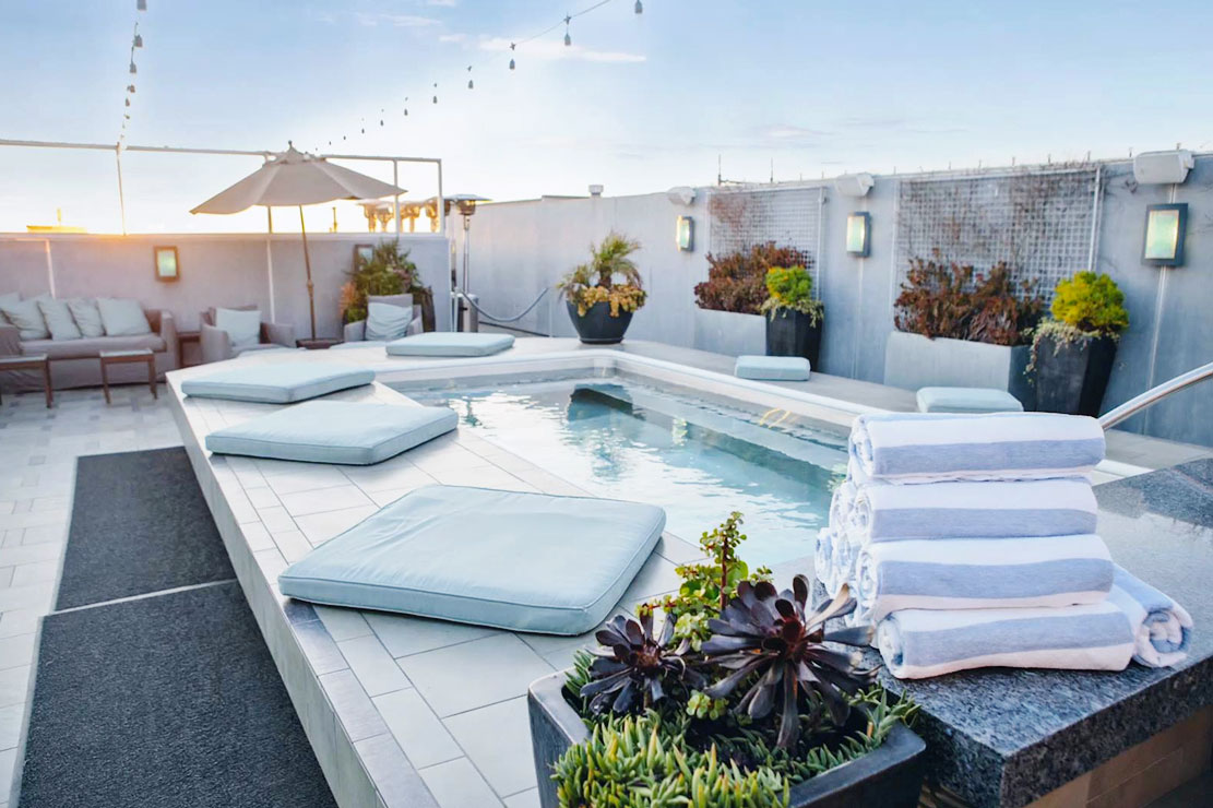 Shade Hotel Manhattan Beach Day Pass | ResortPass