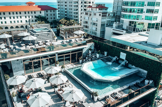 O:LV Fifty Five - Adults Only: Pool & Spa Day Pass San Juan | ResortPass