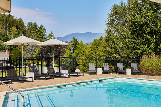 Bluebird Cady Hill Lodge: Indoor Pool & Spa Day Pass | ResortPass