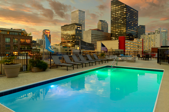 Renaissance New Orleans Arts Warehouse District Hotel: Pool & Spa Day ...