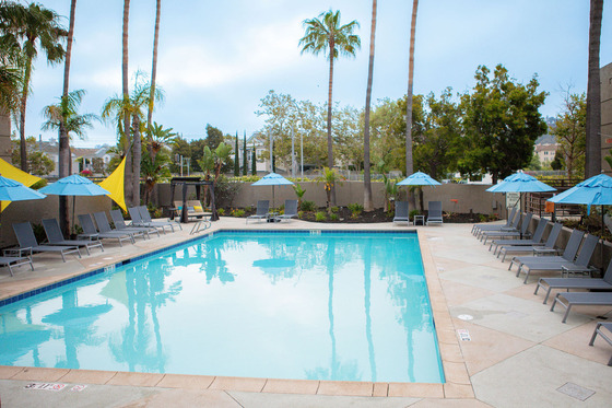 DoubleTree by Hilton Hotel San Diego - Mission Valley: Pool & Spa Day ...