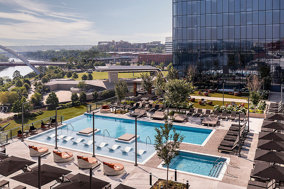 Four Seasons Hotel & Spa Nashville: Pool & Spa Day Pass Nashville ...