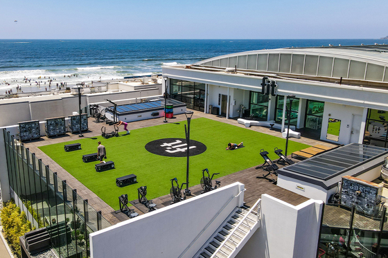 Fit Mission Beach: Pool & Spa Day Pass San Diego | ResortPass