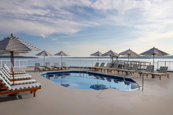 Spruce Point Inn Resort & Spa: Pool & Spa Day Pass Boothbay Harbor ...