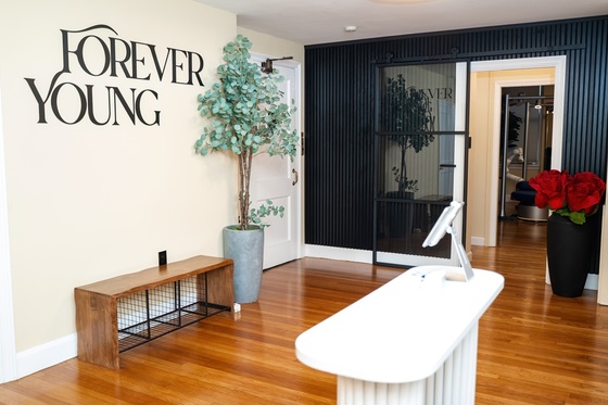Forever Young Spa - Back Bay: Pool & Spa Day Pass Boston | ResortPass