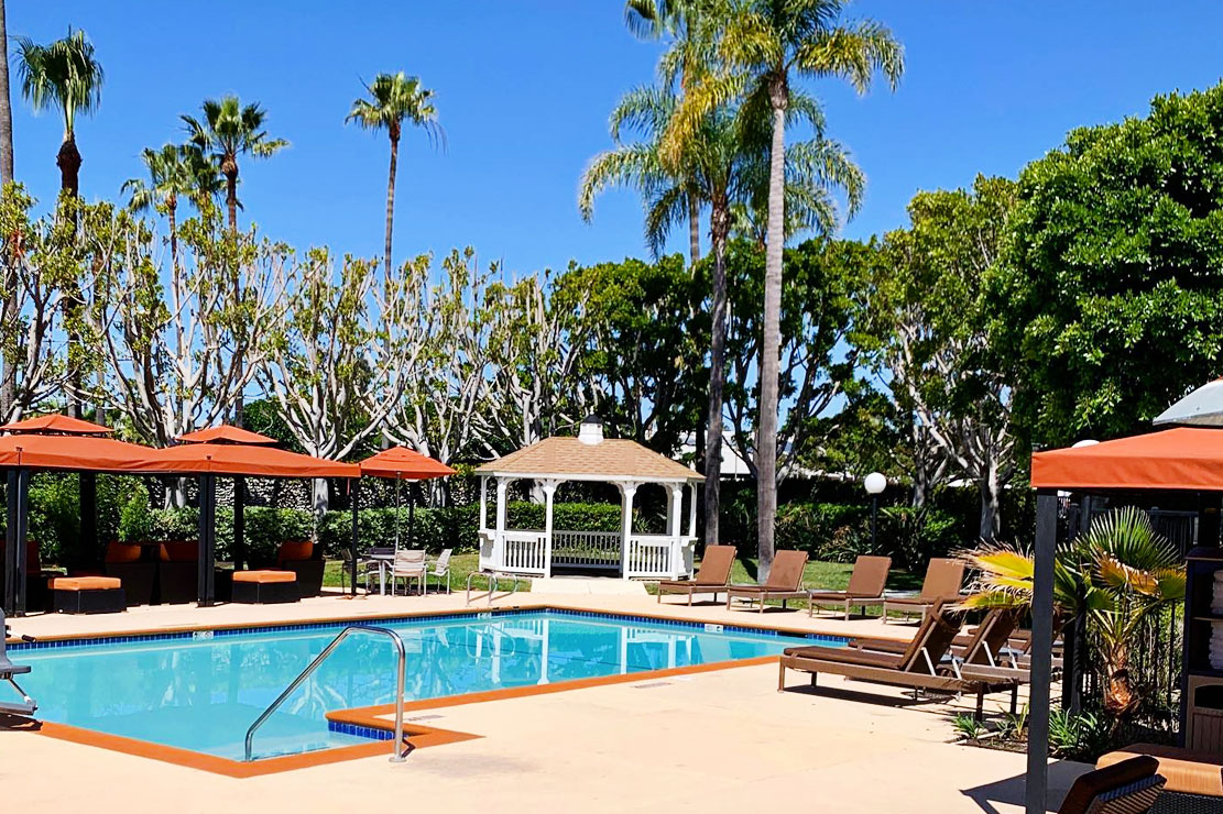 DoubleTree by Hilton Hotel Carson Day Pass | ResortPass