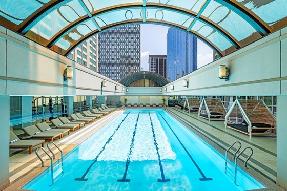 Sheraton Boston Hotel: Pool & Spa Day Pass Boston | ResortPass