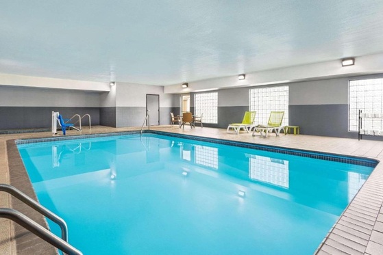 Country Inn & Suites by Radisson, Stillwater, MN: Pool & Spa Day Pass ...
