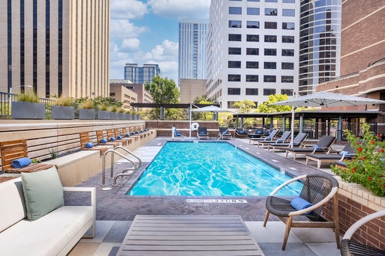 DoubleTree Suites by Hilton Austin Downtown Capitol: Pool & Spa Day ...