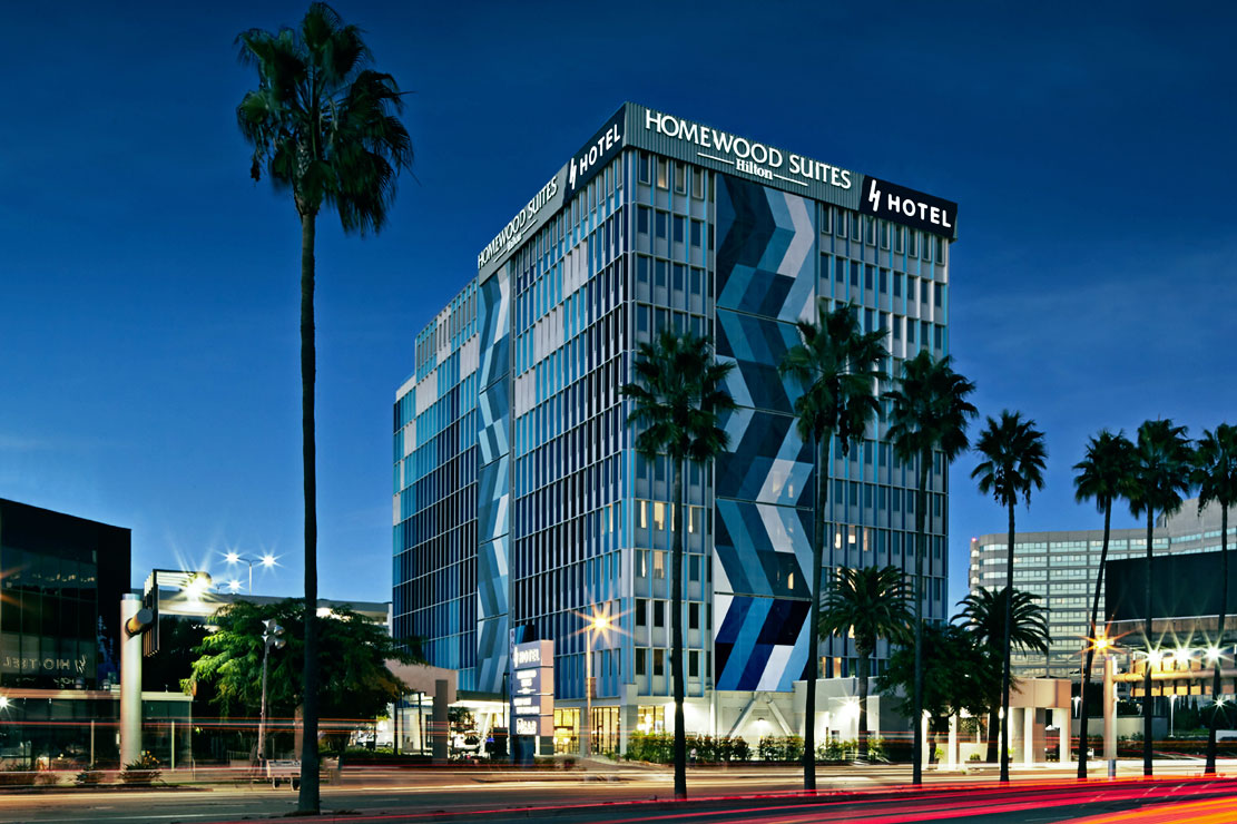 H hotel store