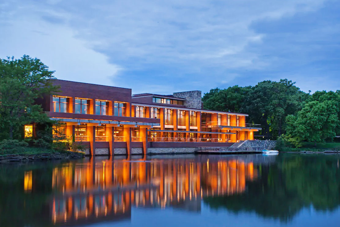 Hyatt Lodge at Oak Brook Reserve Day Pass | ResortPass