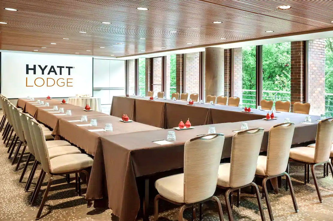 Hyatt Lodge at Oak Brook Reserve Day Pass | ResortPass