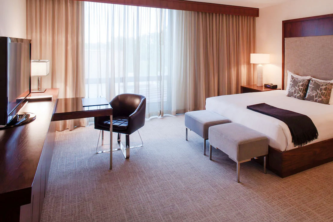 Hyatt Lodge at Oak Brook Reserve Day Pass | ResortPass